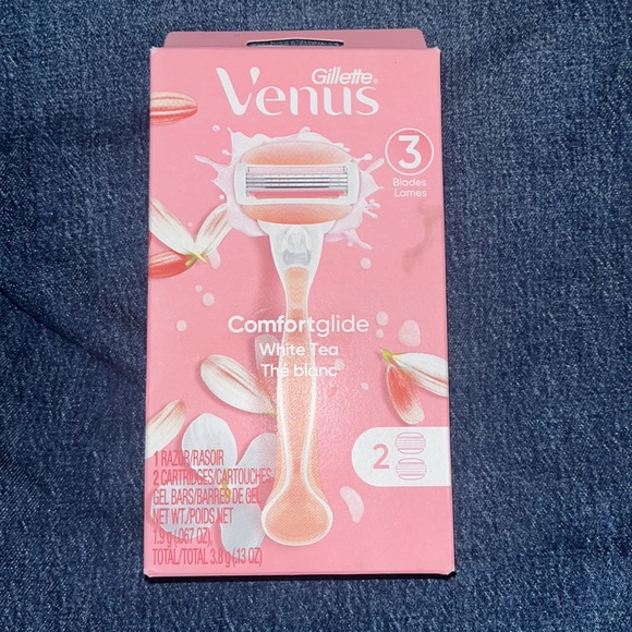 gillette venus | Bath & Body | Gillette Venus Comfort Glide White Tea ...